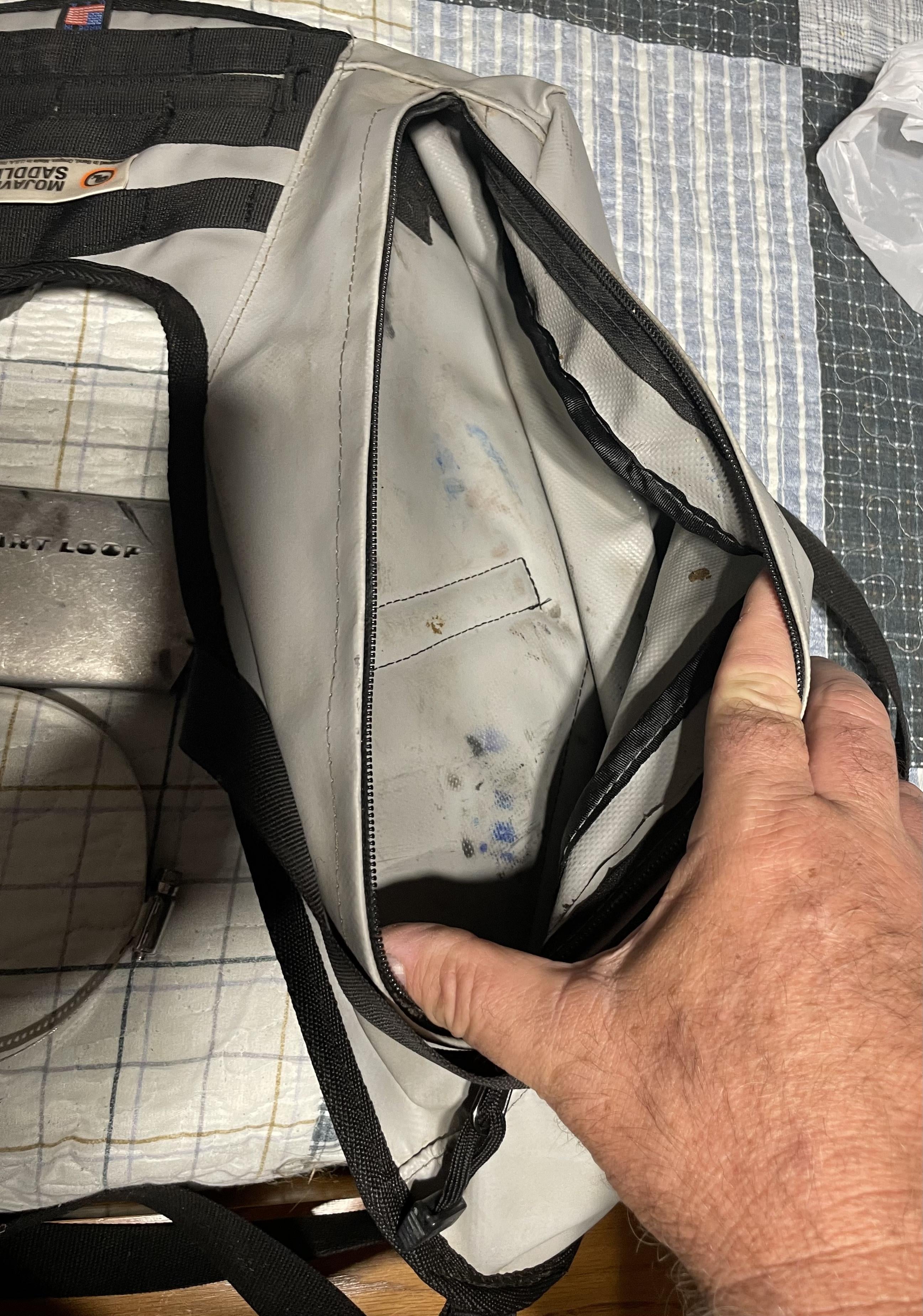 For sale - SOLD SOLD SOLD Giant Loop Mojave | Adventure Rider